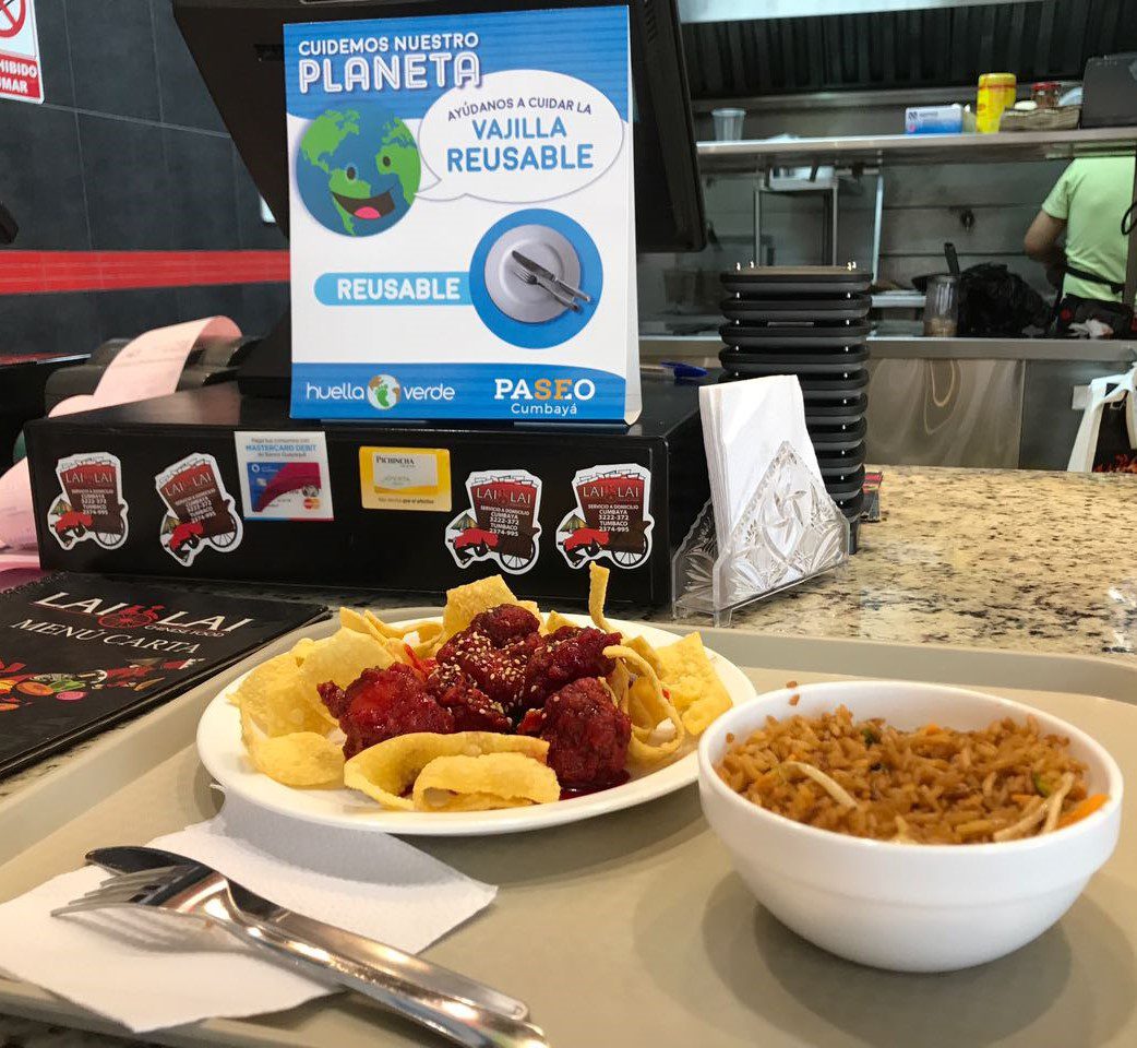 Envases reusables transforman los patios de comida - Reusa Ecuador